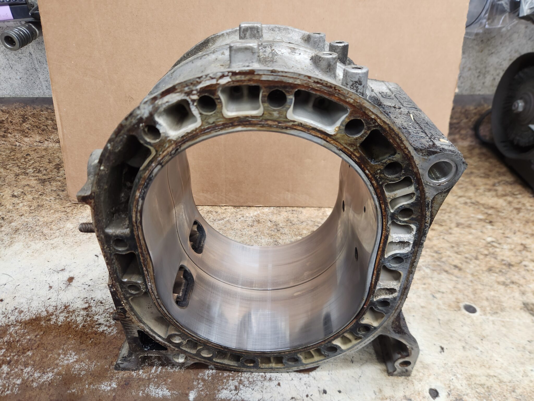 rx7 86-91 non turbo used engine rotor housing set pair housings ...